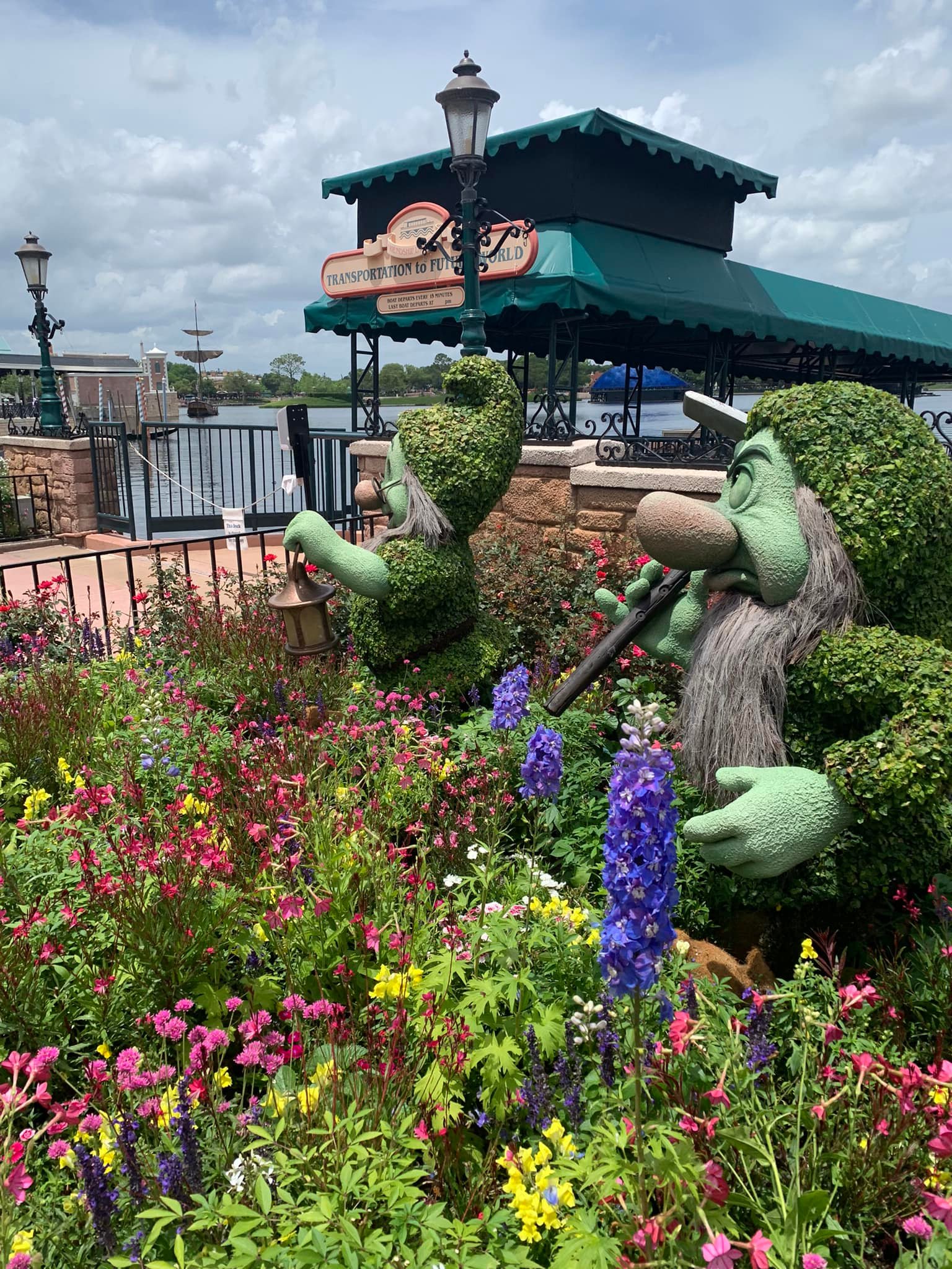 Doc and Grumpy | WDWMAGIC - Unofficial Walt Disney World discussion forums